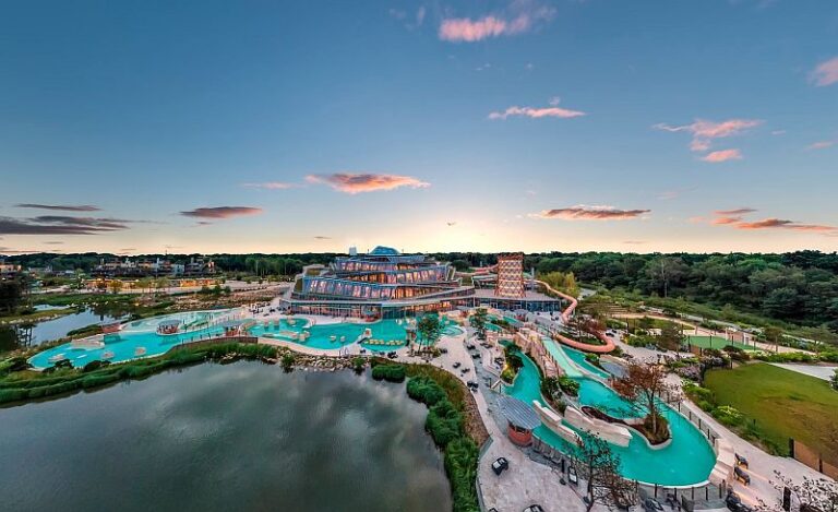 Center Parcs Europe auf holiparka.eu